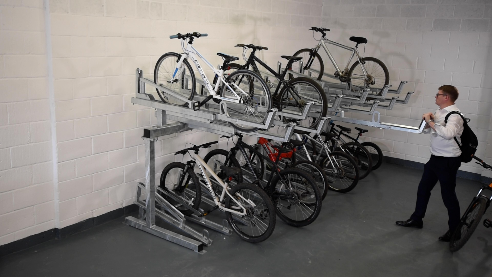 How To Use A Two Tier Bike Rack | urbanspec